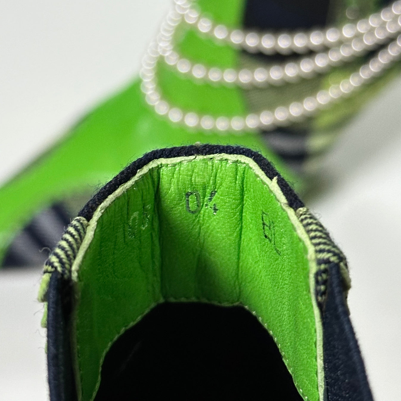 CHRISTIAN DIOR Spring Summer 2004 D'Trick Check Pearl Embellished Poin ...