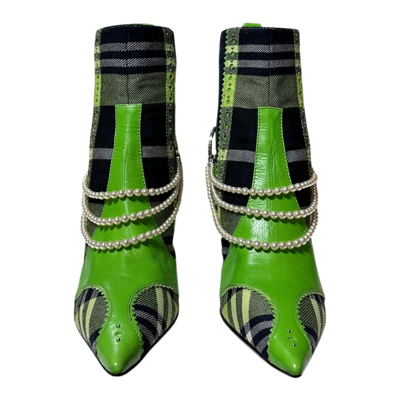 CHRISTIAN DIOR Spring Summer 2004 D'Trick Check Pearl Embellished Poin ...