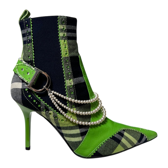 CHRISTIAN DIOR Spring Summer 2004 D'Trick Check Pearl Embellished Poin ...